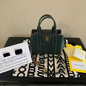 Marc Jacobs | Bags | Marc Jacobs The Mini Turnlock Crossbody Tote Bag ...